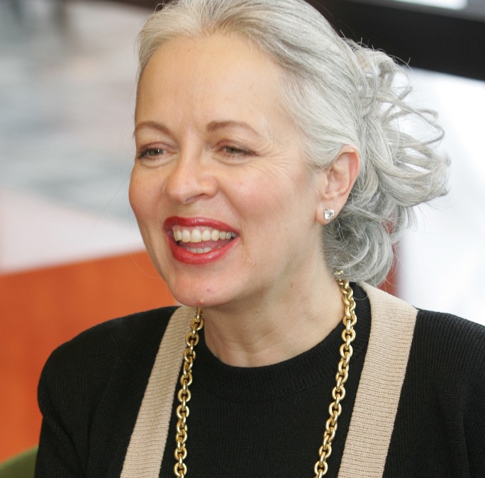 Executive Coach, Keynote Speaker, and Bestselling Author | Debra Benton